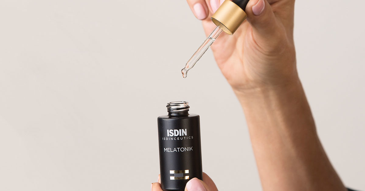 Melatonin: Benefits and How to include in your Skincare Routine | ISDIN