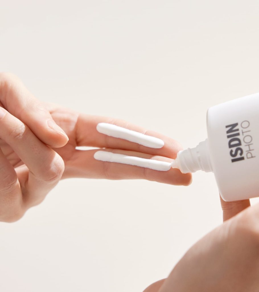 What is photoaging? Everything you need to know – Pari Makeover